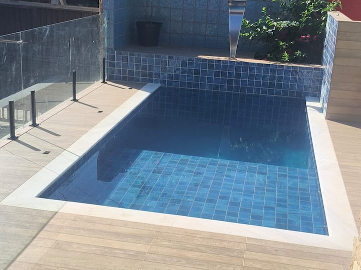 Casa Para Locação Temporada E Finais De Semana - Ilhabela