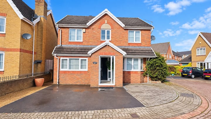 Spacious 10 Bed Home 3 Baths Ideal For Large Group - Barry