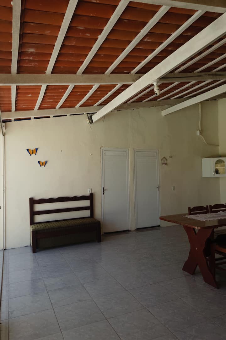 Casa Com Piscina E 3 Suítes | Lagoinha - Lagoinha