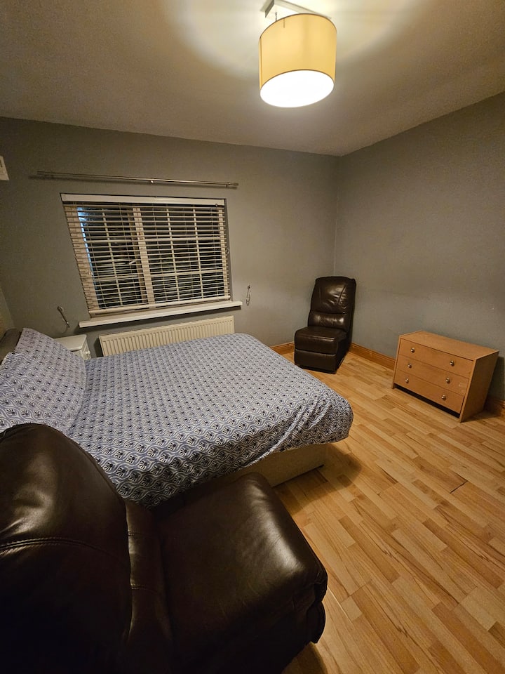 Cosy Private Room In Family Home - Limerick, Ireland