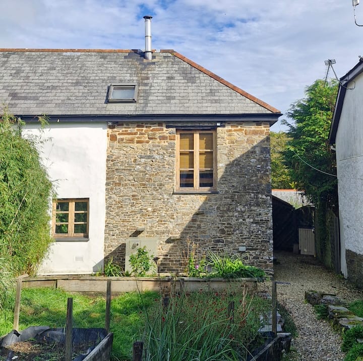 Foxglove Cottage - Bohemian Bliss - Clovelly
