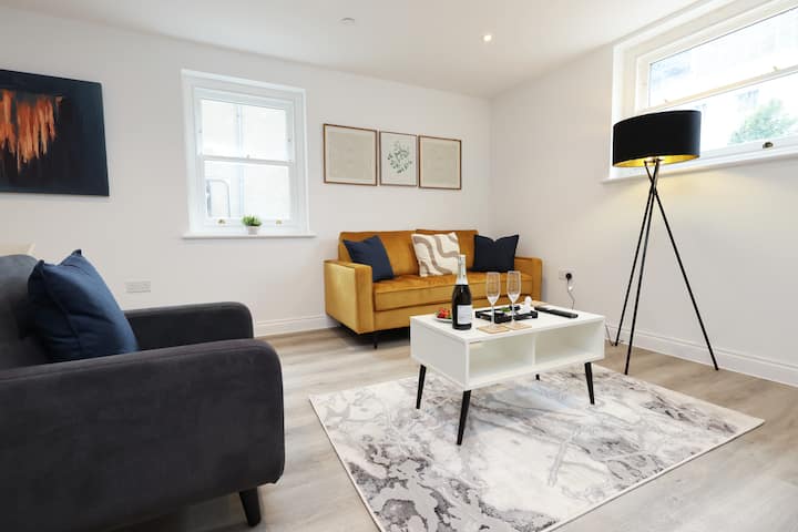 The Residence - 3bd In Cardiff Centre, Sleeps 6 - Cardiff
