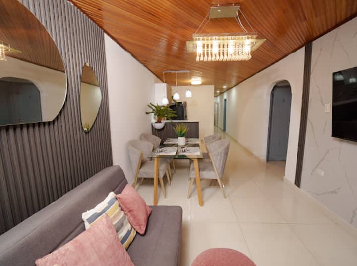 Casa Deluxe, Esquinera | 5 Habitaciones - Valledupar