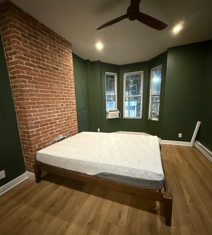 Bright Renovated Spacious 2 Bedroom Apt - North Bergen, NJ