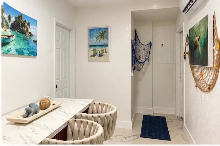Coastal-cozy Private Suite In West Palm Beach - 웨스트팜비치