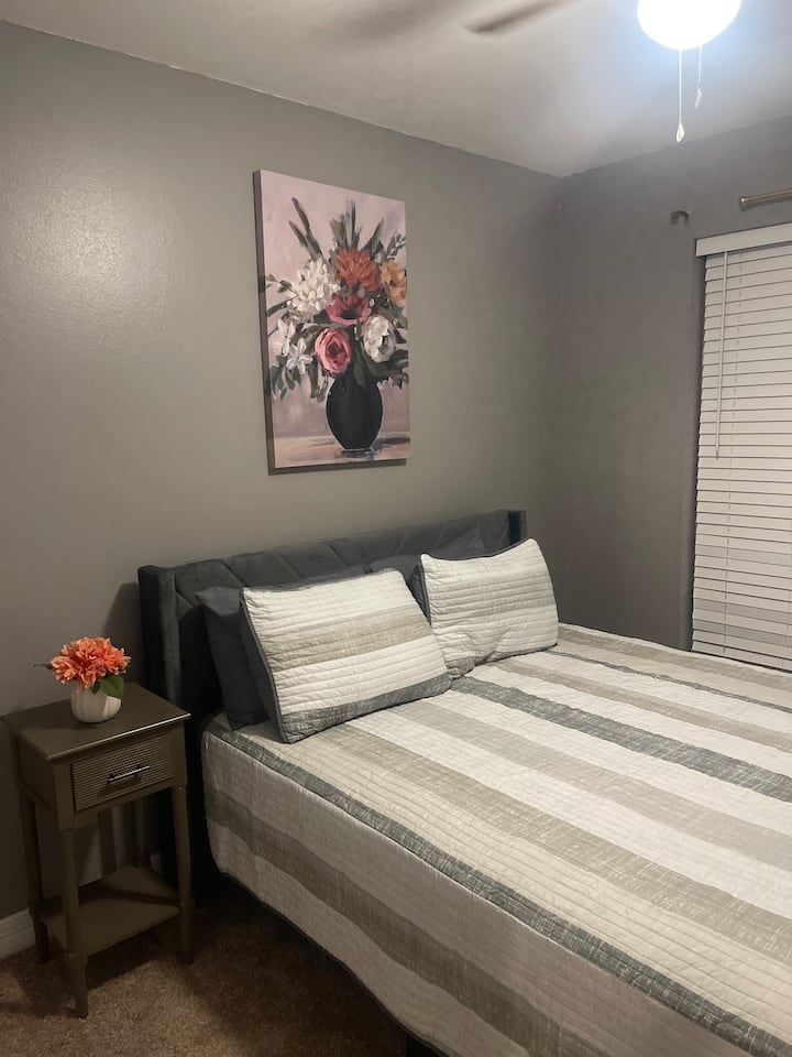 The Cozy Urban Getaway - Shreveport, LA