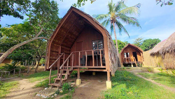 Native Hut Seaview With Garden Toilet - El Nido