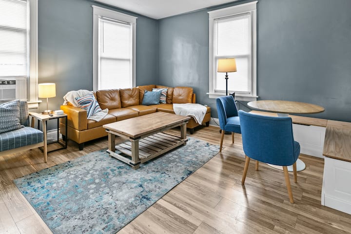 Spacious Downtown Getaway For The Whole Family! - Nebraska