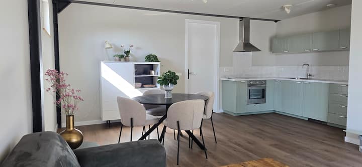 De Rust Van Het Boerenleven In Een Nieuw Jasje - Utrecht