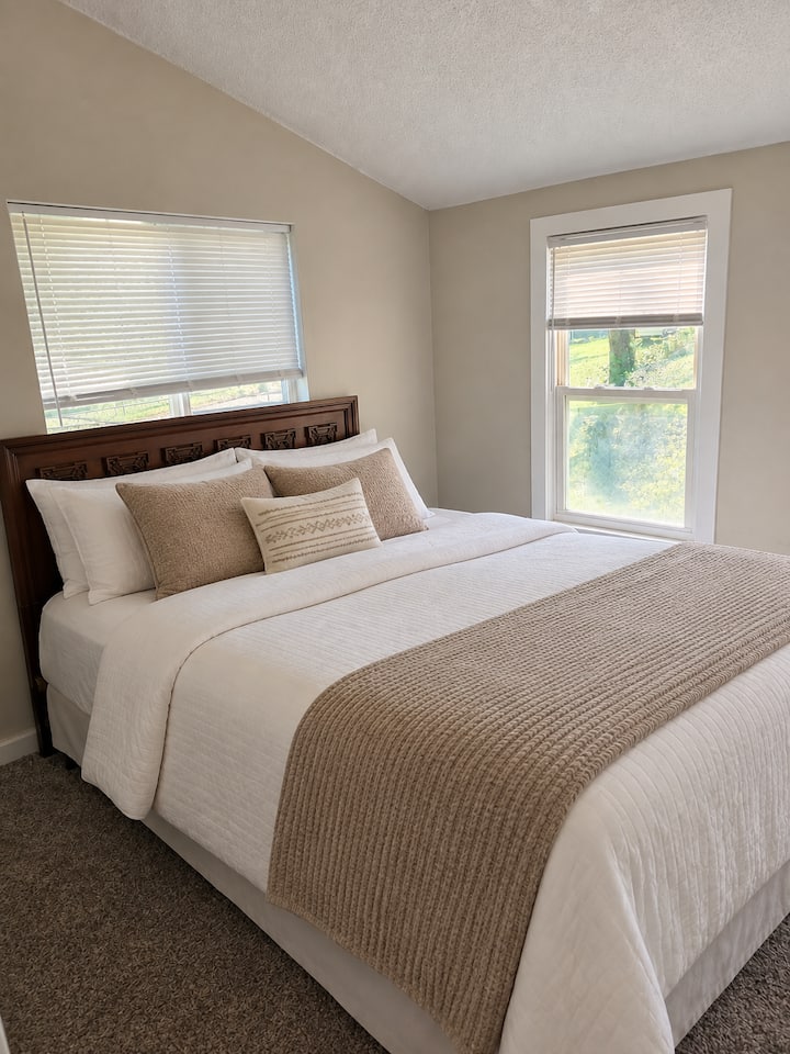 Peaceful 3br Home Near Des Moines Attractions - Saylorville Lake, IA
