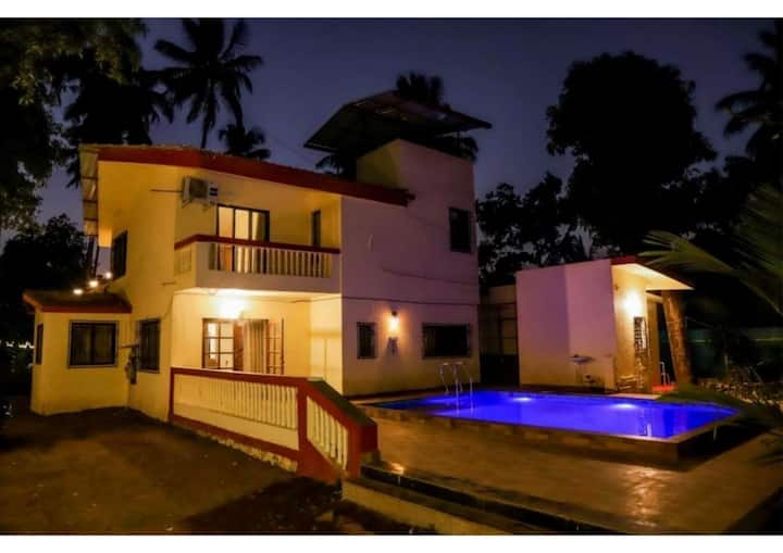 Hi-5 Villa
5 Bedrooms And Private Swimming Pool - Alibag