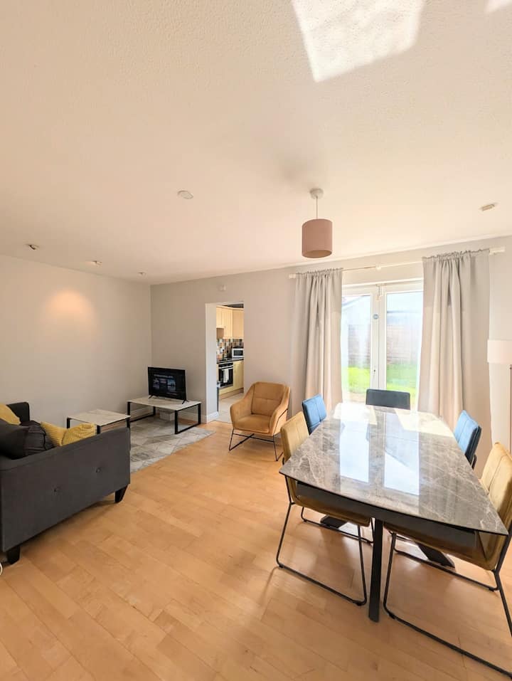 Bray - 5 Bed - Greystones