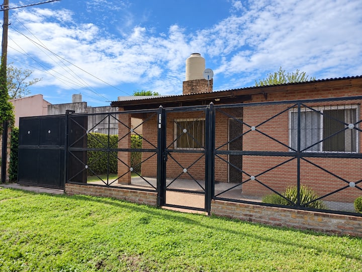 Casa Completa Y Espaciosa Para La Visita Del Papa - Luján