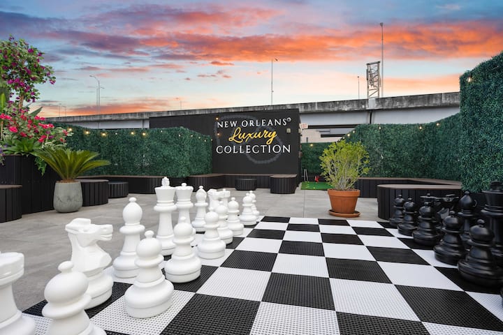 Boutique Hotel | Rooftop | Convention Center - New Orleans