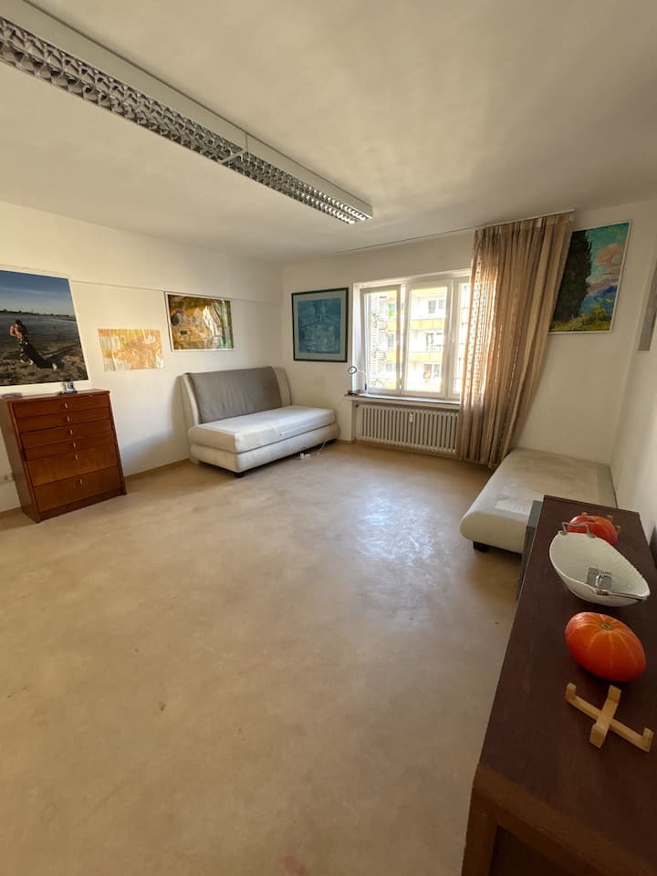Simple But In A Great Location - Düsseldorf
