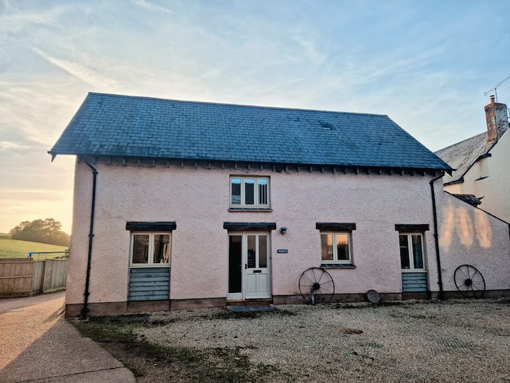 Barn Conversion On Farm With Deer & Highland Cows - Devon