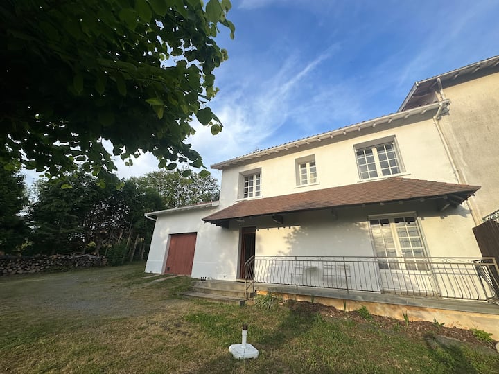 Encantadora Estancia Rural, Jardín Parking Privado - Thiviers