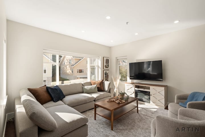 Edgewater Oasis | 3br Family Home W/ Garage & Bbq - Squamish