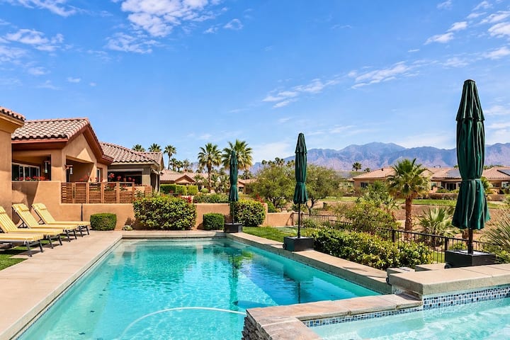 Mountain View Desert Oasis, Private Pool, Hot Tub - Cathedral City, CA