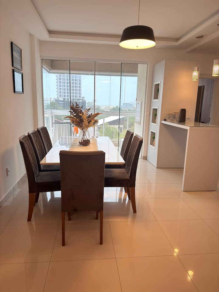 Apartamento Com 3 Quartos Na Praia - Pôrto Belo