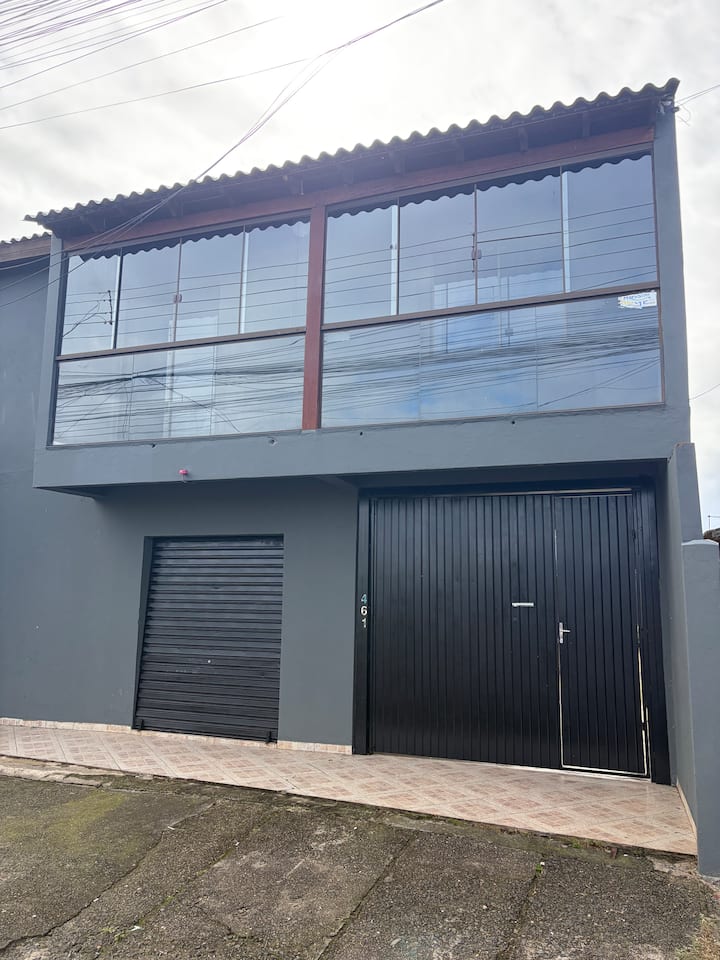 Sobrado Com Garagem - Canoas