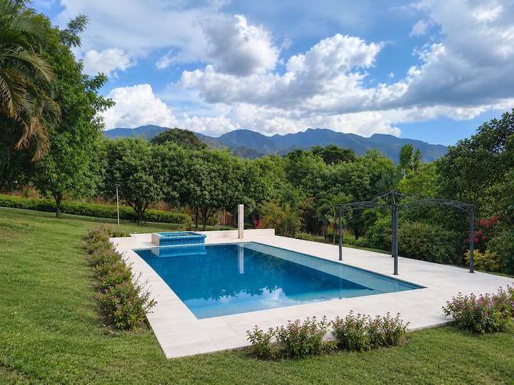 Cabaña Familiar Con Piscina Privada Y Bbq - Rivera