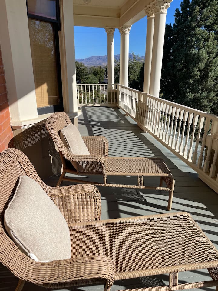 Historic House Upstairs Apartment - Safford, AZ