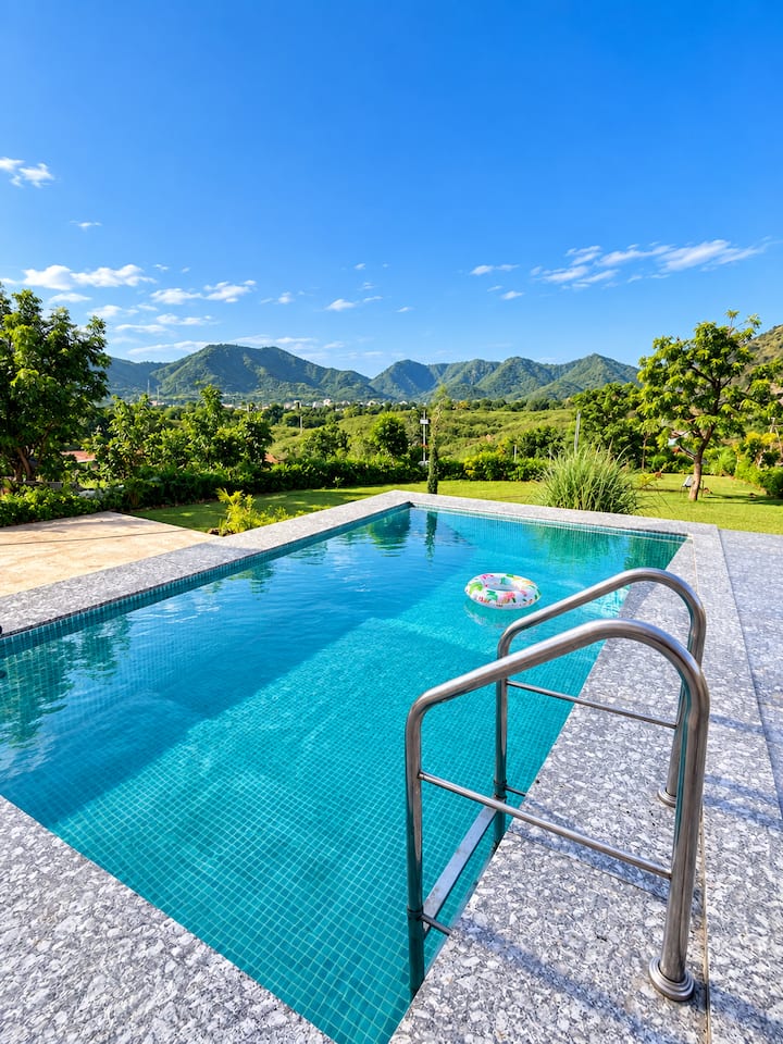 Luxury 5bhk Villa In Udaipur With Pool & Garden - Udaipur