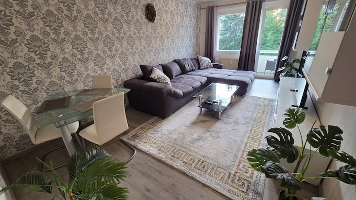 A.b.h. Gemütliche 3zi-whg, Balkon, Küche, Wifi - Weißenfels