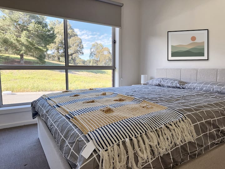 4br By The Nature Reserve | Ballarat | Ev Charger - Ballarat