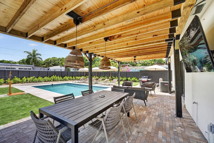 The Tulum House + Studio | Private Pool Getaway - Lake Worth, FL