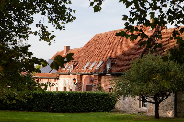 Le Lieu Maison De Retraites & De Ressourcement - Nivelles