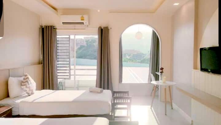 Standard Twin Room In Old Town - Chiang Mai