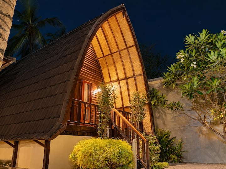 Senggigi Hillside Bungalow Near The Beach - インドネシア