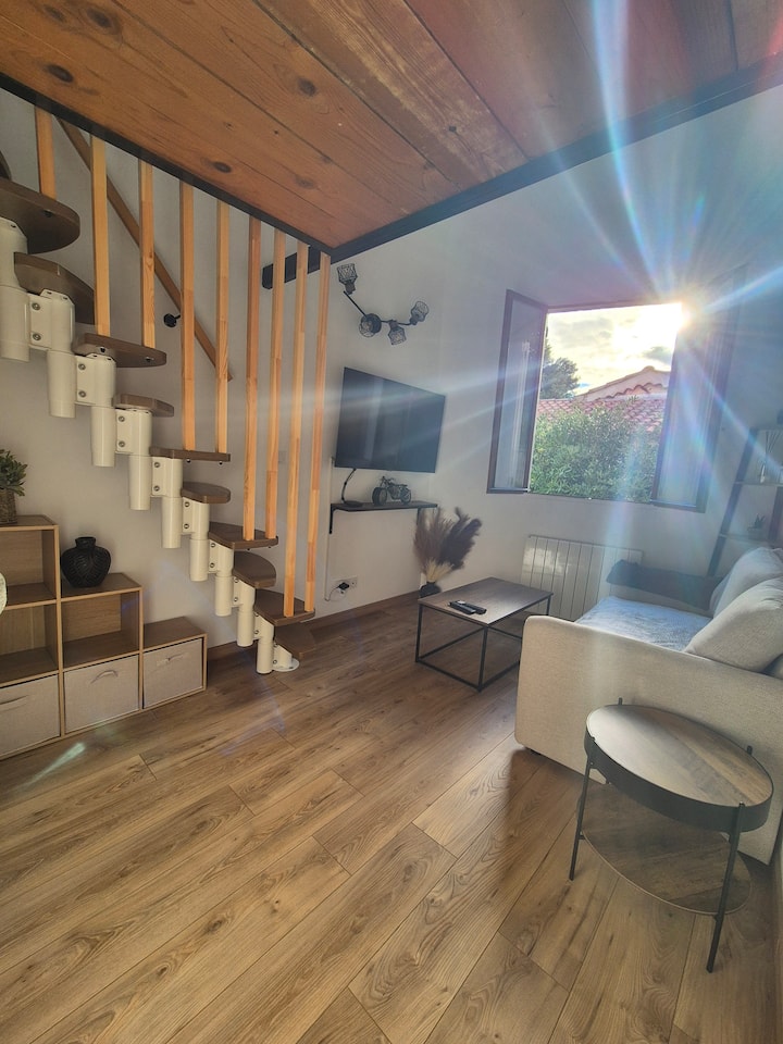 Atelier Des Rêves : Maison En Triplex Centre-ville - Martigues