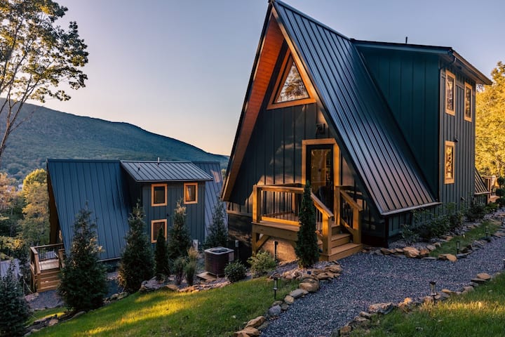 Nature A-frame · Hot Tub · Walk To Town - West Jefferson, NC