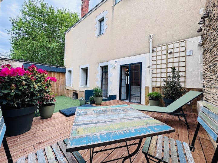 Casa 64  Belle Maison Angevine Avec Jardin - Angers