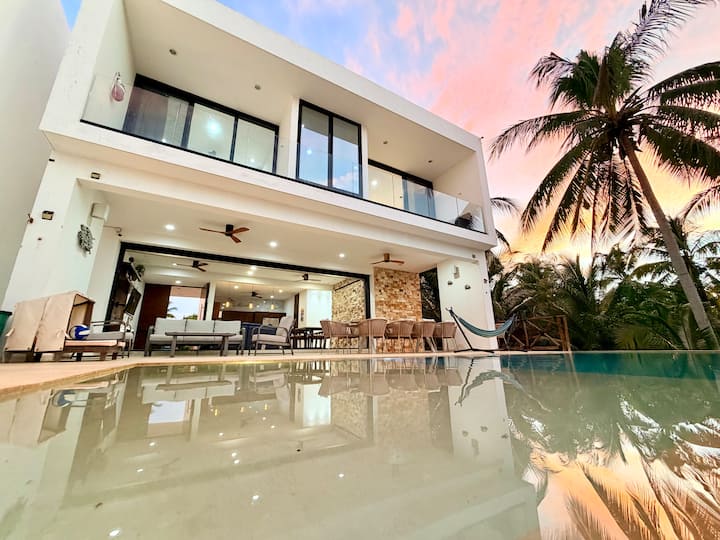 Bugama Beachfront | Telchac | Luxury & Pool | 10p - Yucatán