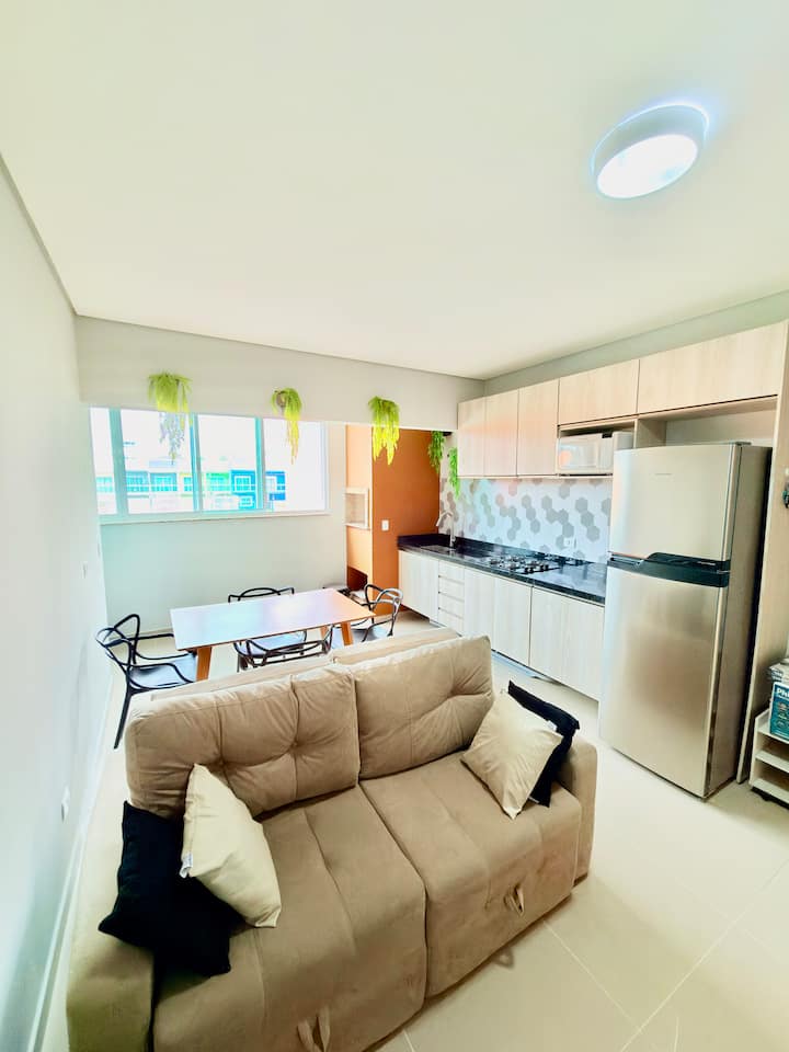 Apartamento Em Matinhos - Apenas 650m Da Praia! - Matinhos
