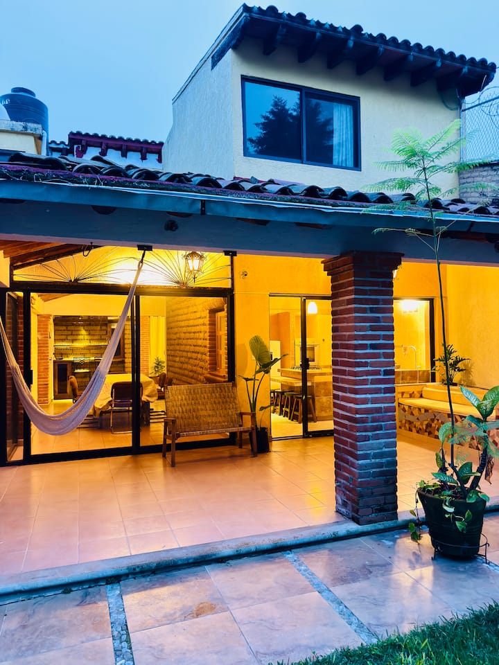 Casita Galeana Estacionamiento Y Pet Friendly - Tepoztlán