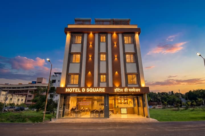 Hotel D Square - Stay Near Sai Baba Temple - Shirdi