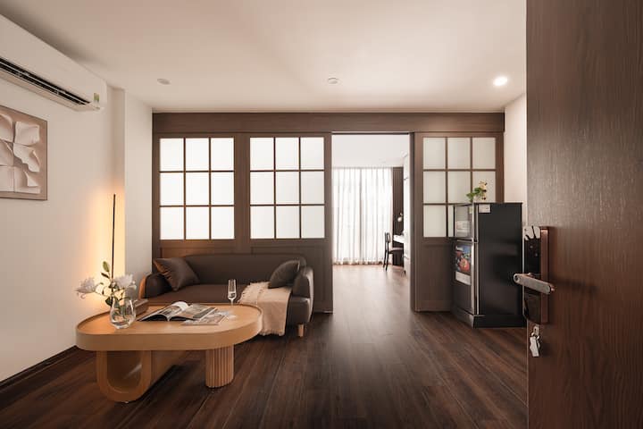 Luxury 1-bedroom Apartment With Bathtub - Hanoi