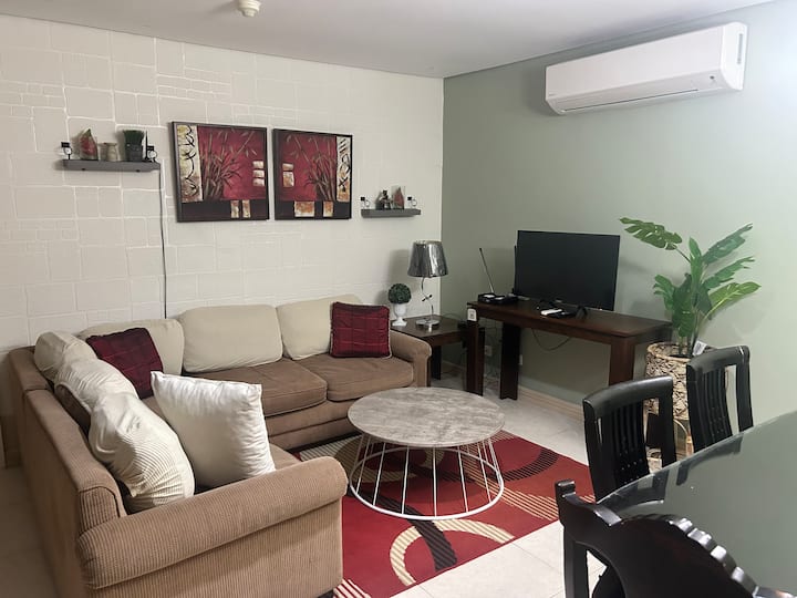 Cozy 2br Crosswind Tagaytay/nature Lover/netlix - Tagaytay