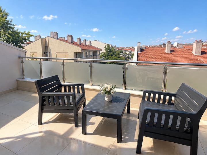 Teraslı, Geniş 1+1 Butik Daire - Bandırma