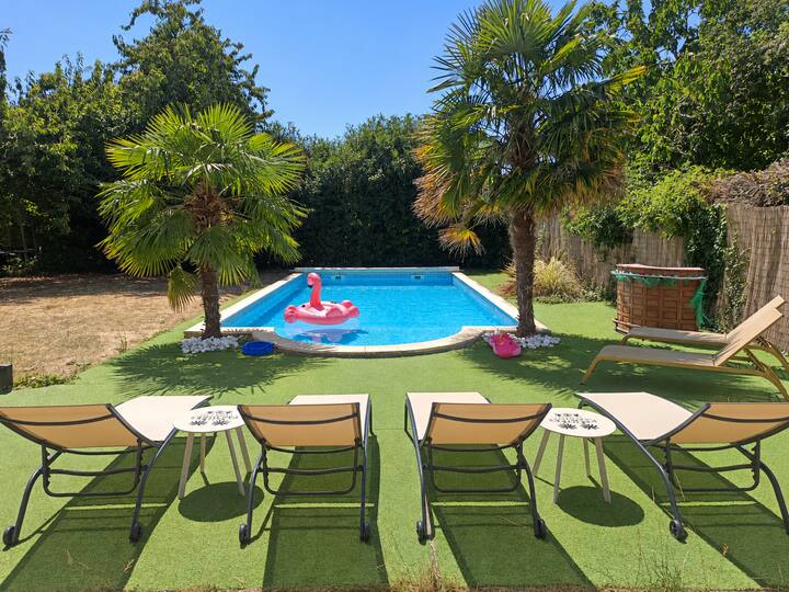 Maison Avec Piscine Privée Chauffée Et Jardin - Dreux