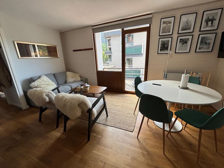 Apartamento Reformado Y Equipado, Con Garaje - Vielha