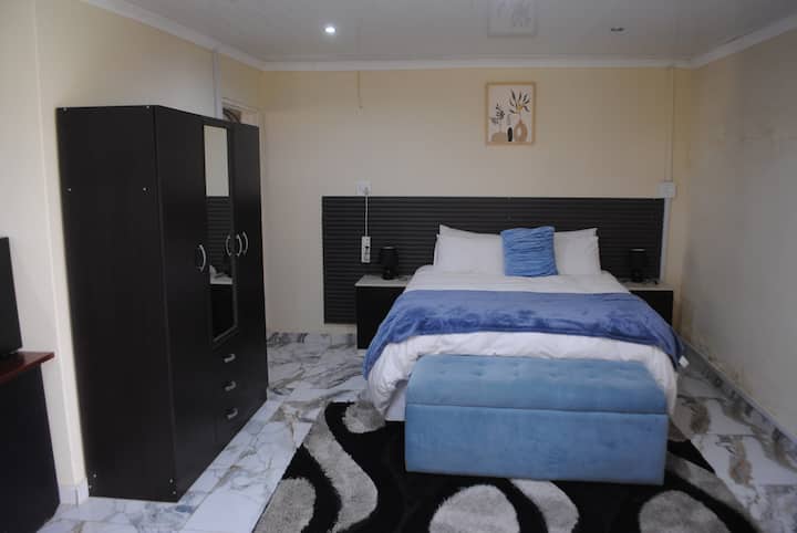 M And E Lodge - Polokwane