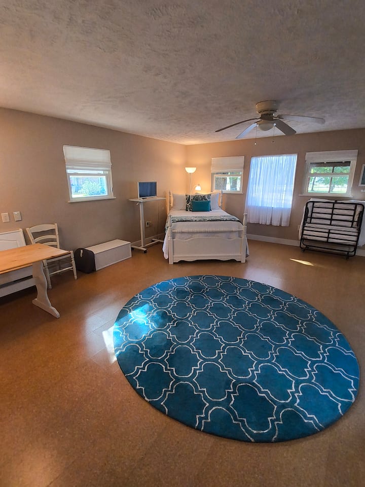 Peaceful Wooded Retreat Close To Dfw Airport - ルイスビル, TX