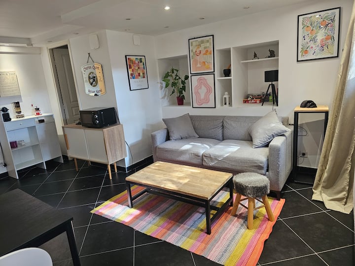 2 Pièces Cosy  5 Min Du T2  La Défense. - Colombes