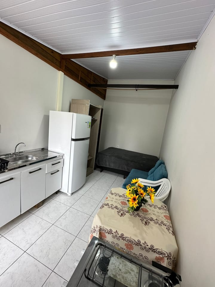 Kit P/2 Pessoas. Amb Familiar, Sem Pet, Nem Vícios - Pôrto Belo